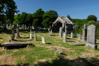 Keils and Kilearnadil cemetery, Craighouse