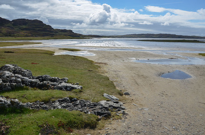 Oronsay and the Strand (Walkhighlands)