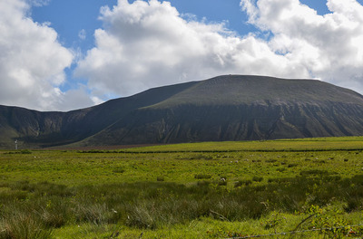 Ward Hill and the Dwarfie Stane, Hoy